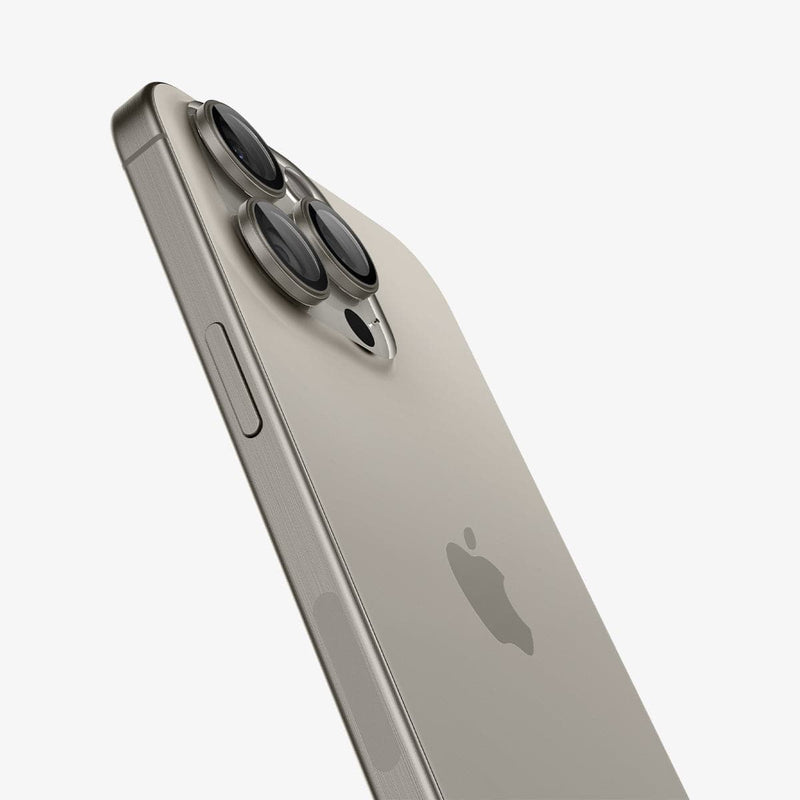 AGL07163 - iPhone 15 Pro / 15 Pro Max Optik Pro Lens Protector in ...